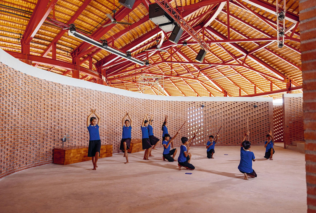 «Smiling Gecko» und «The Gong» – Hotelier.ch